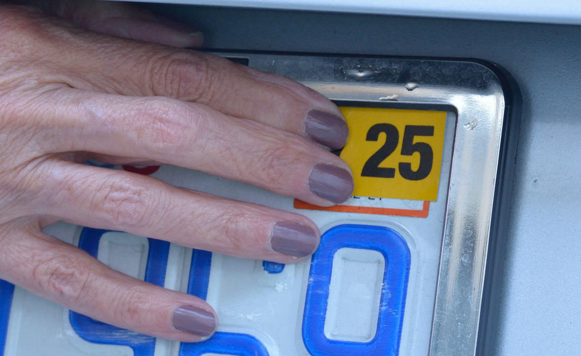 Stay Compliant with Title & Registration Requirements | Wheels